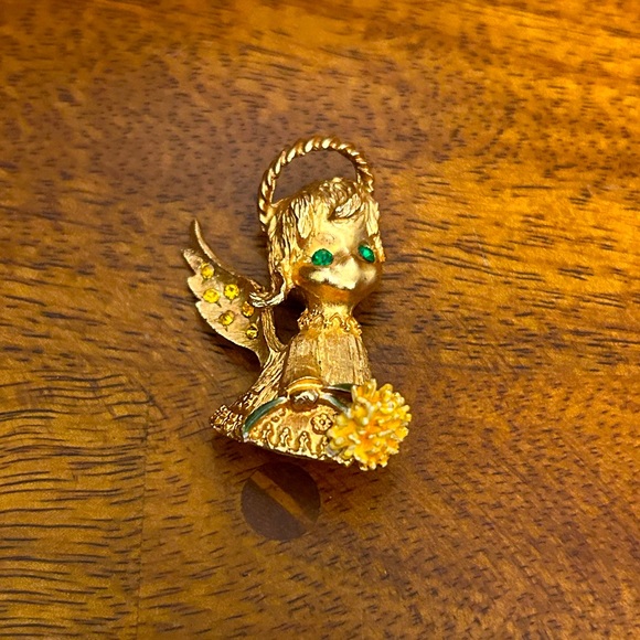 MYLU | Jewelry | Vintage Angel Brooch Signed Mylu | Poshmark